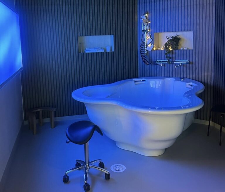 Award Winning Hospital Birth Pools from Active Birth Pools